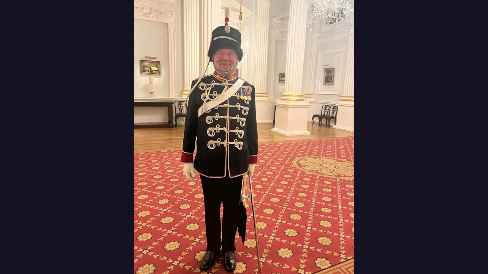 The Hummingbird Ball - STAY IN A PALACE